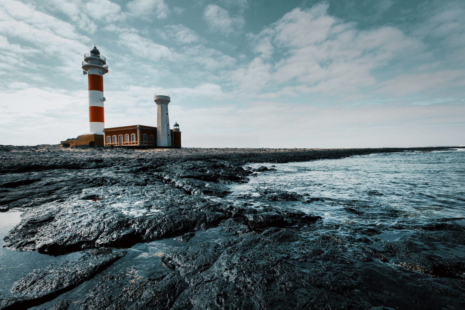 Tout savoir sur le phare des Baleines à l’Ile de Ré - Tourisme en France